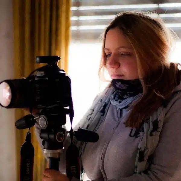 Contemporary photographers: bios, videos, portfolios | Artistics