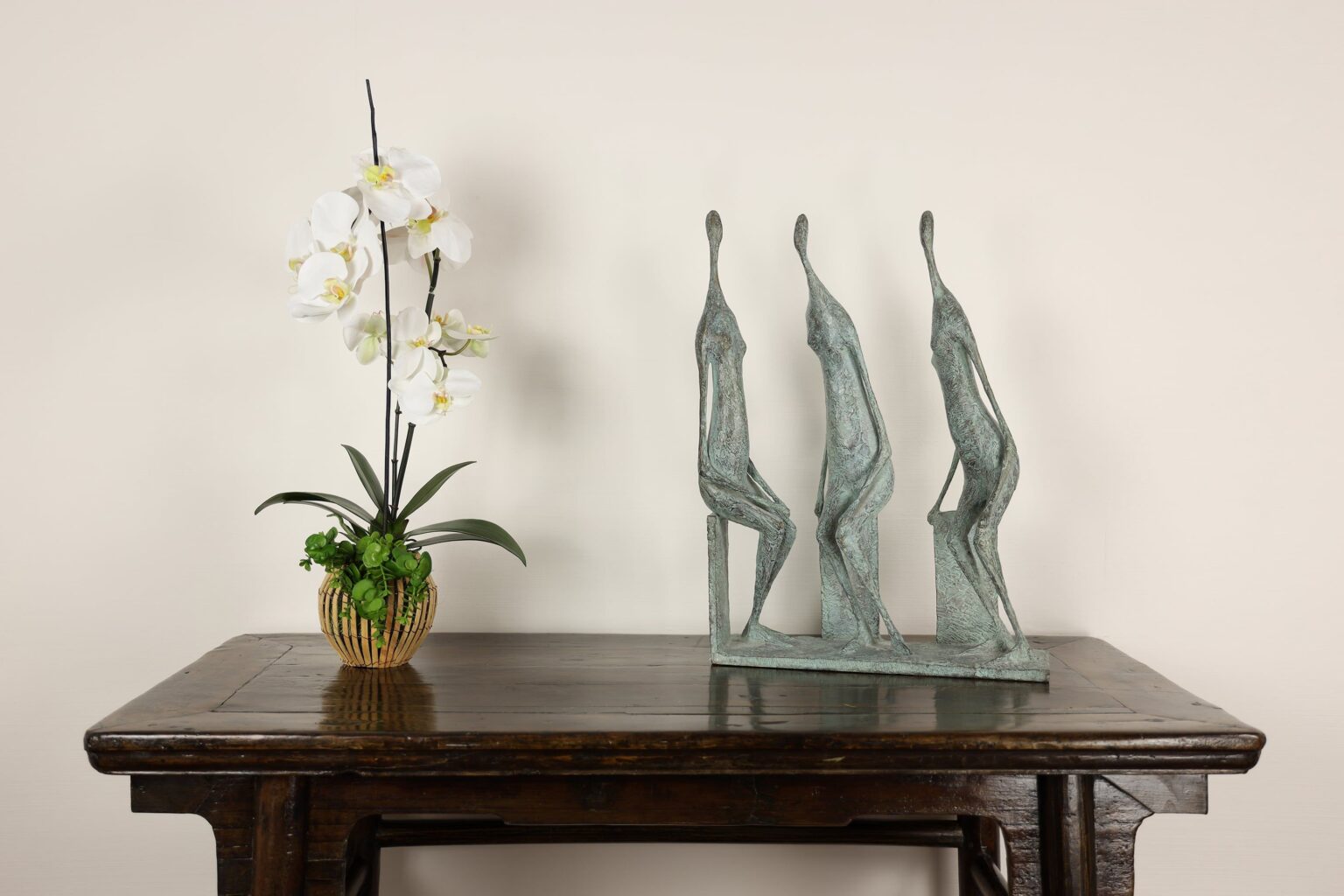 3 Seated Figures II | Contemporary sculpture by Pierre Yermia for Sale ...