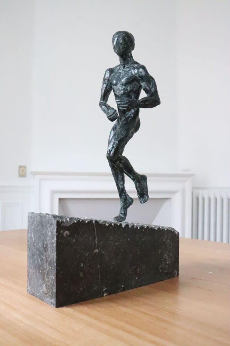Runner "Sprinter" | Contemporary sculpture by Yann Guillon for Sale at ...