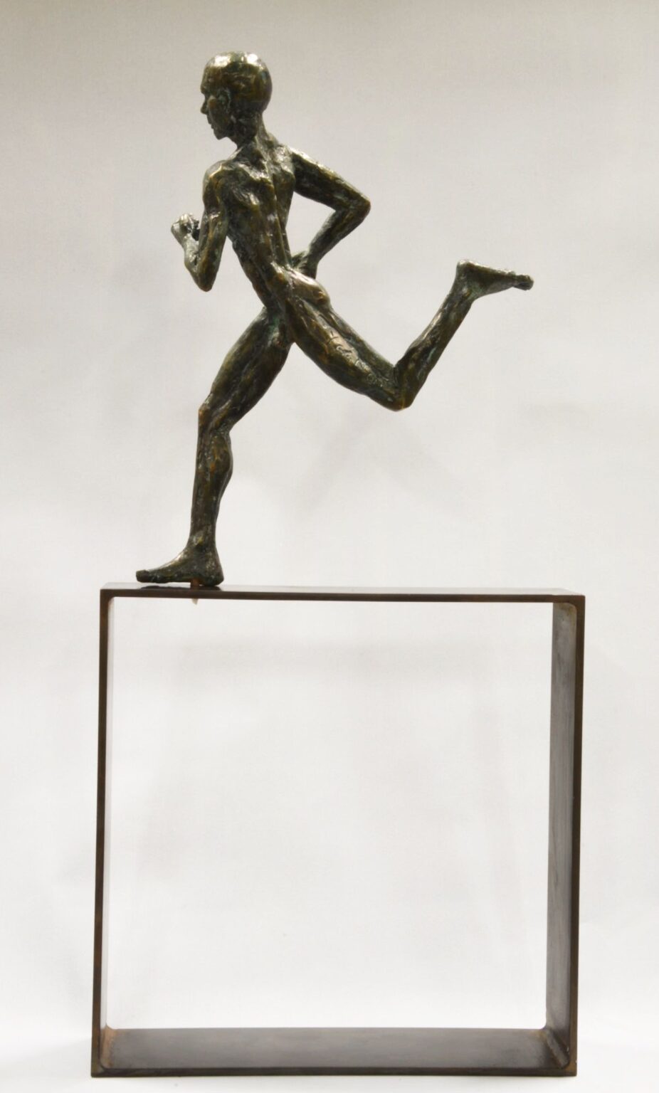 Runner Marathon | Contemporary sculpture by Yann Guillon for Sale at ...