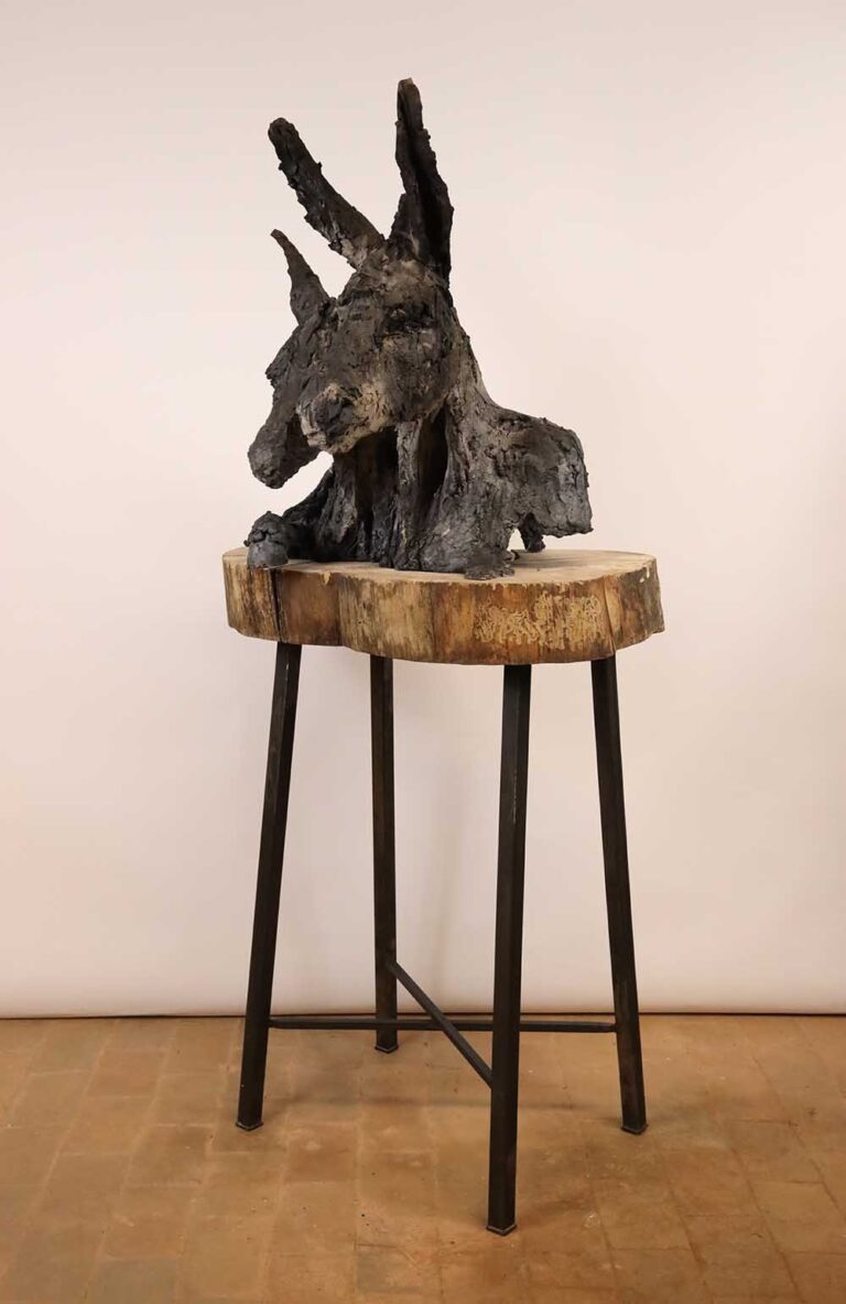 Donkeys' skin by Cécile Raynal - Contemporary sculpture | Artistics