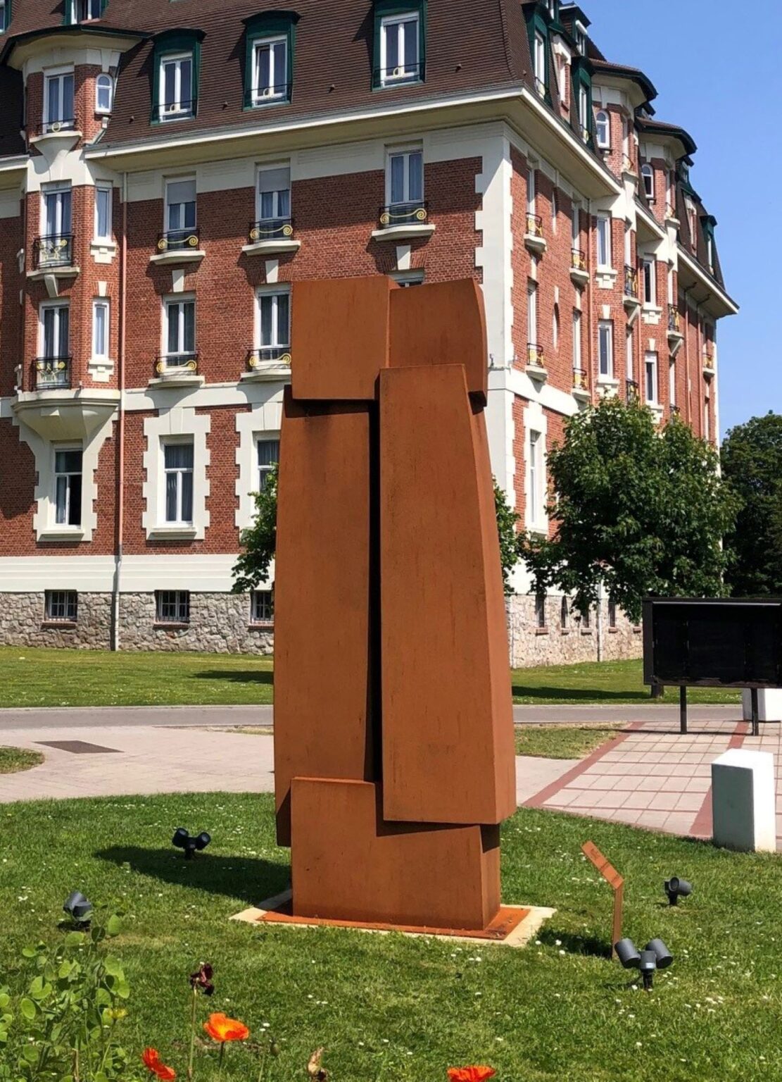 Unity I, Corten steel | Contemporary sculpture by Delphine Brabant for ...
