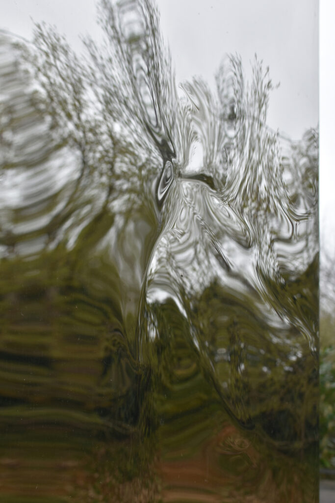 Monolithe par Franck K - Sculpture contemporaine | Artistics
