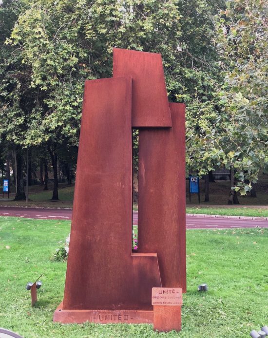 Artistics | Unité II, acier Corten par Delphine Brabant - Sculpture ...