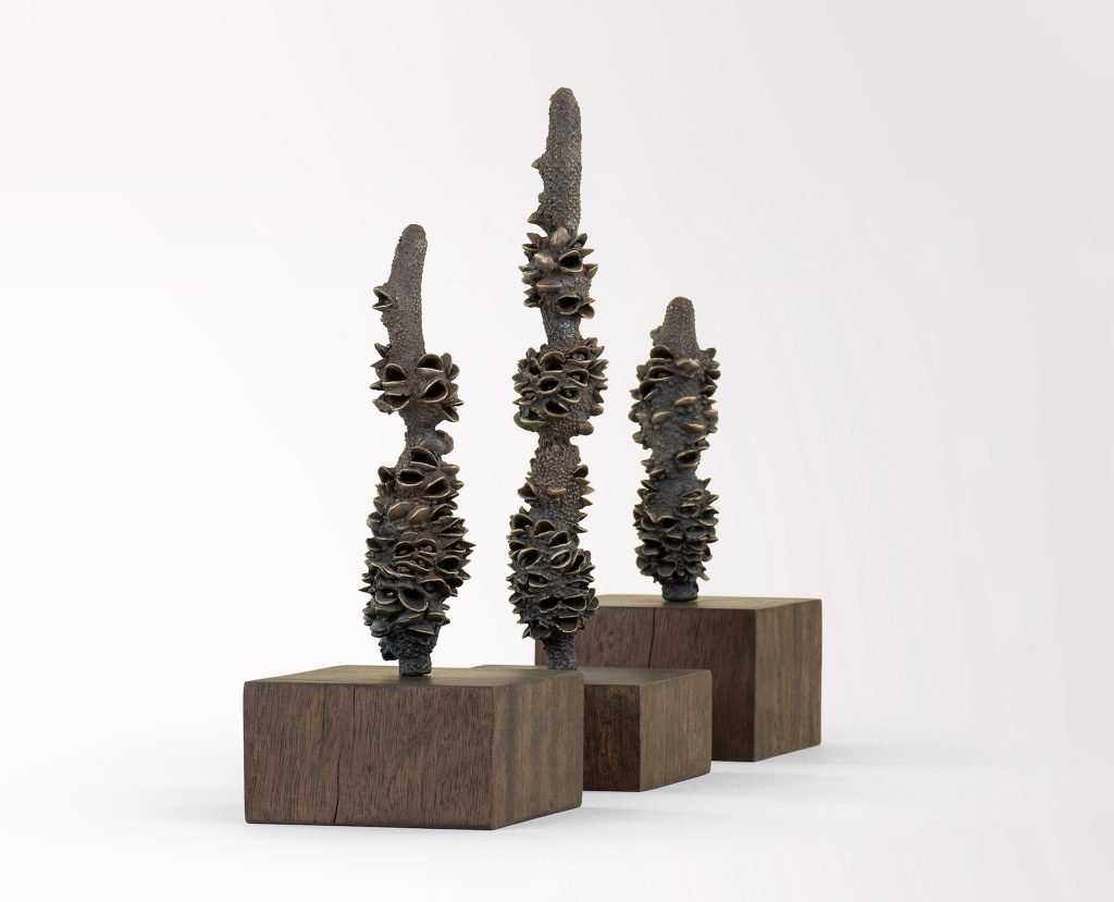Totems by Oliver Ashworth-Martin - Contemporary sculpture | Artistics