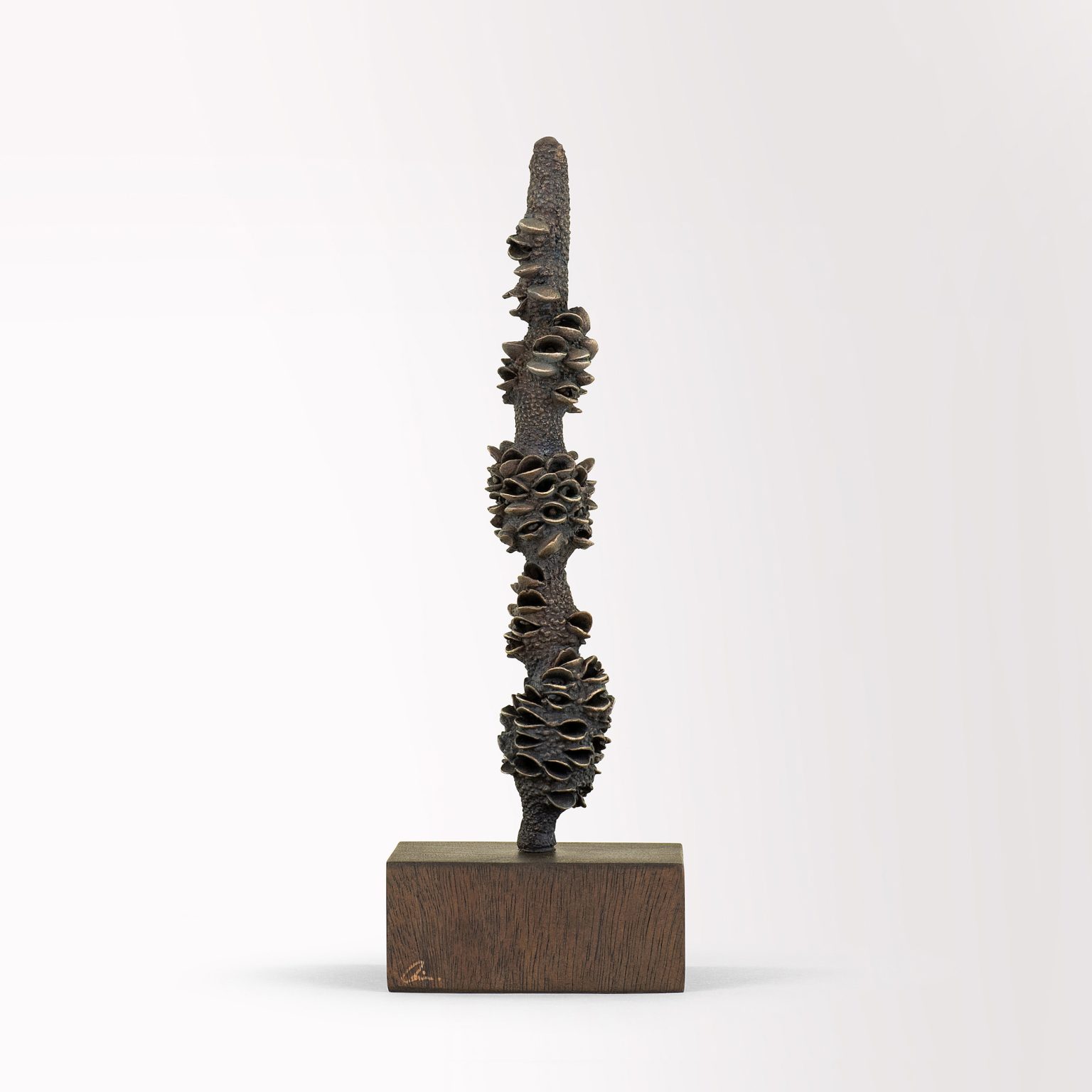 Totems II by Oliver Ashworth-Martin - Contemporary sculpture | Artistics